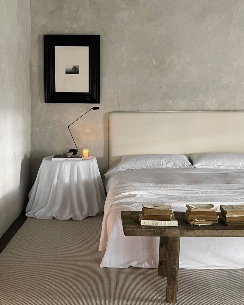 This Minimalistic Castle Interior Has Timeless Beauty