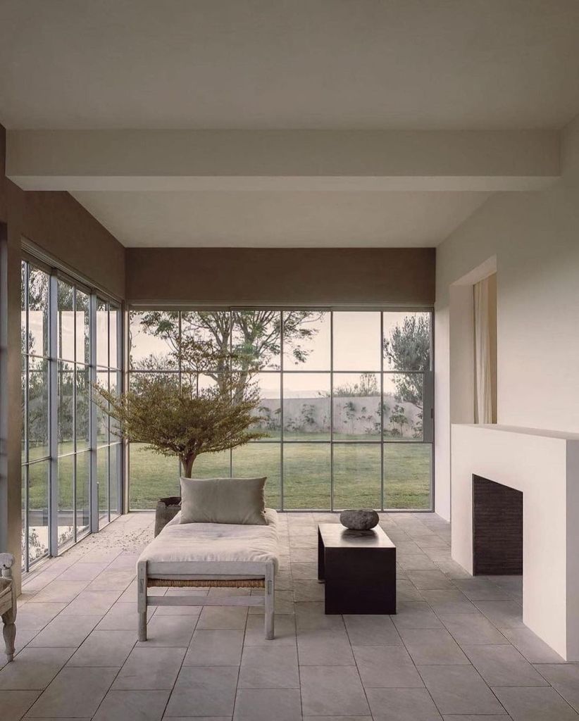 This Cosy Casa With Minimalist Interiors Is a Gem for Comfort