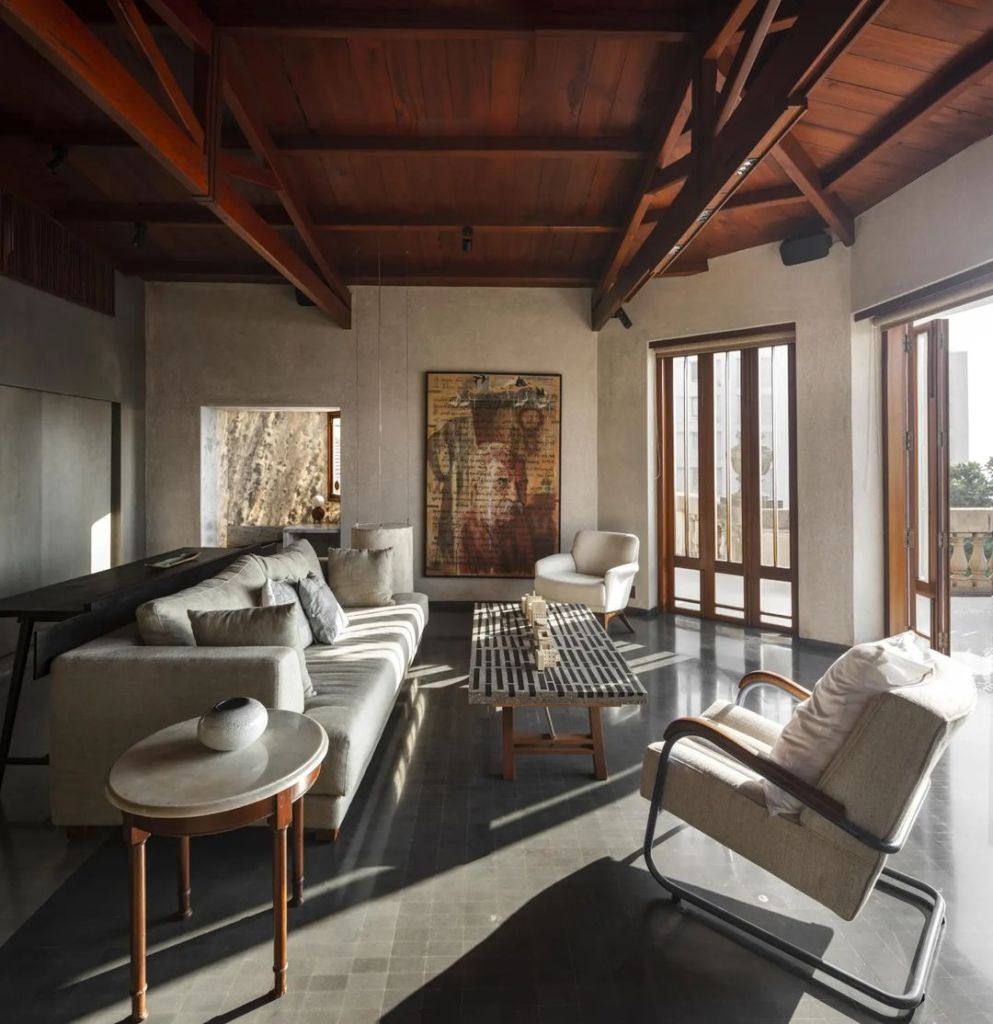 This Sea Facing House in Mumbai With Stunning Interior Details