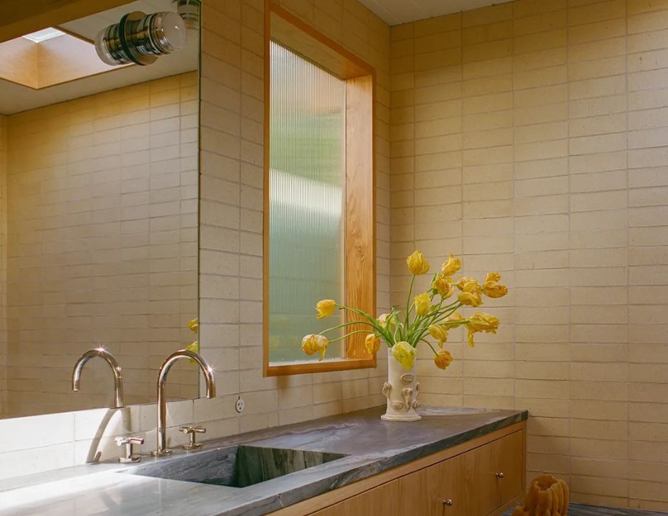 Bathroom Vanity Ideas: 6 Tips to Make it Functional and Stylish